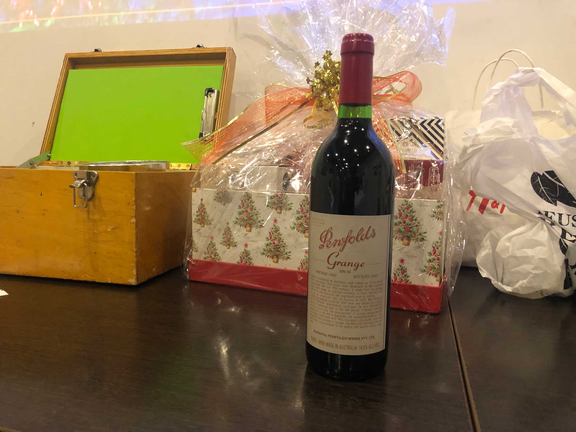 Premium Wine Raffle Winners – Rotary Club of Prospect